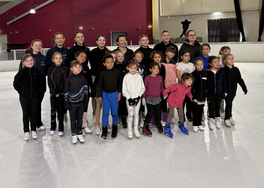 Animations et formations pour les jeunes talents de la glace - FFSG